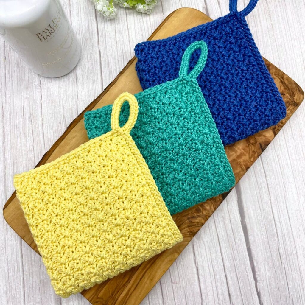 Easy Textured Crochet Dishcloth: Free Pattern - Dreamee Crochet